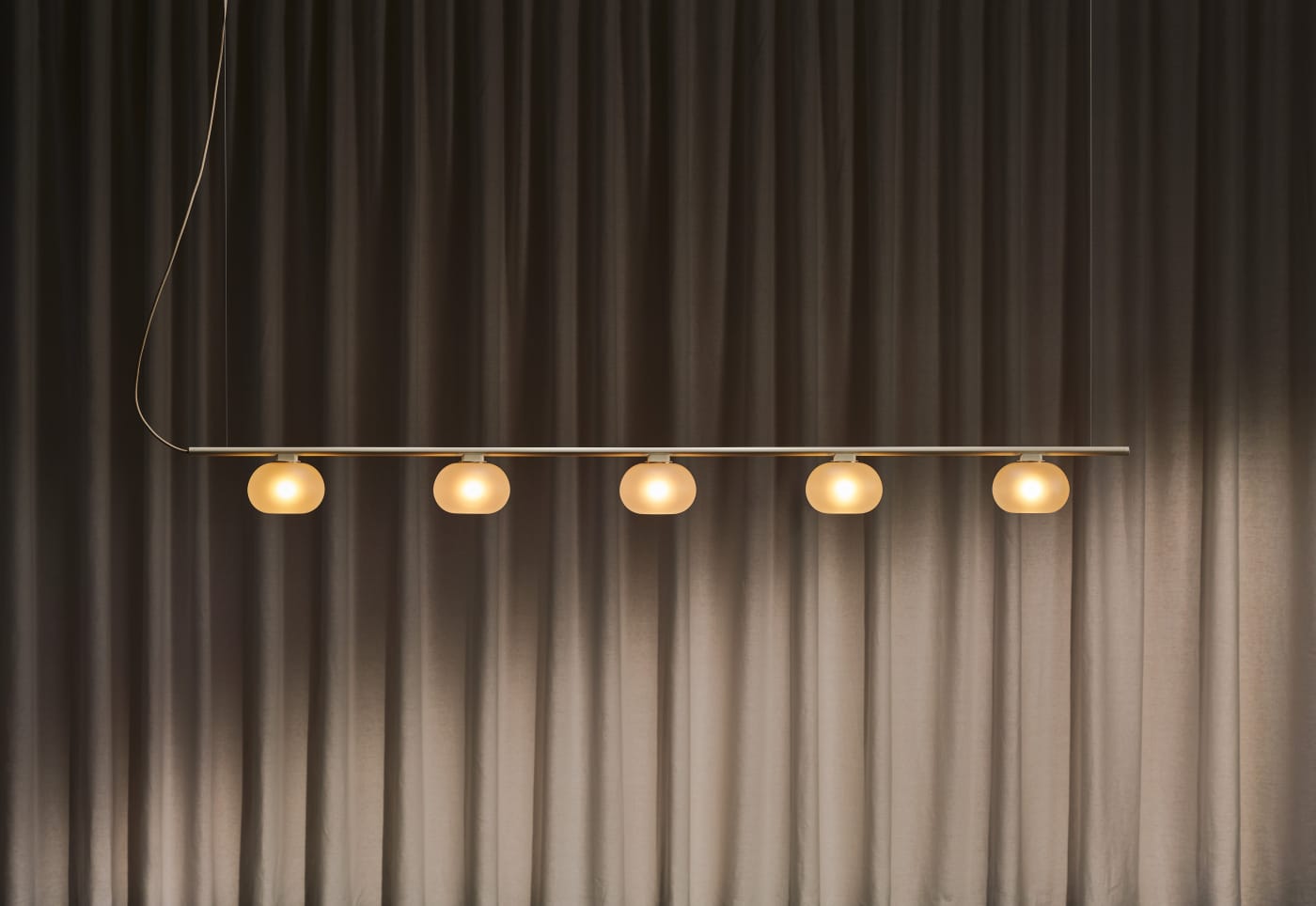 Mentsen – Melina Linear