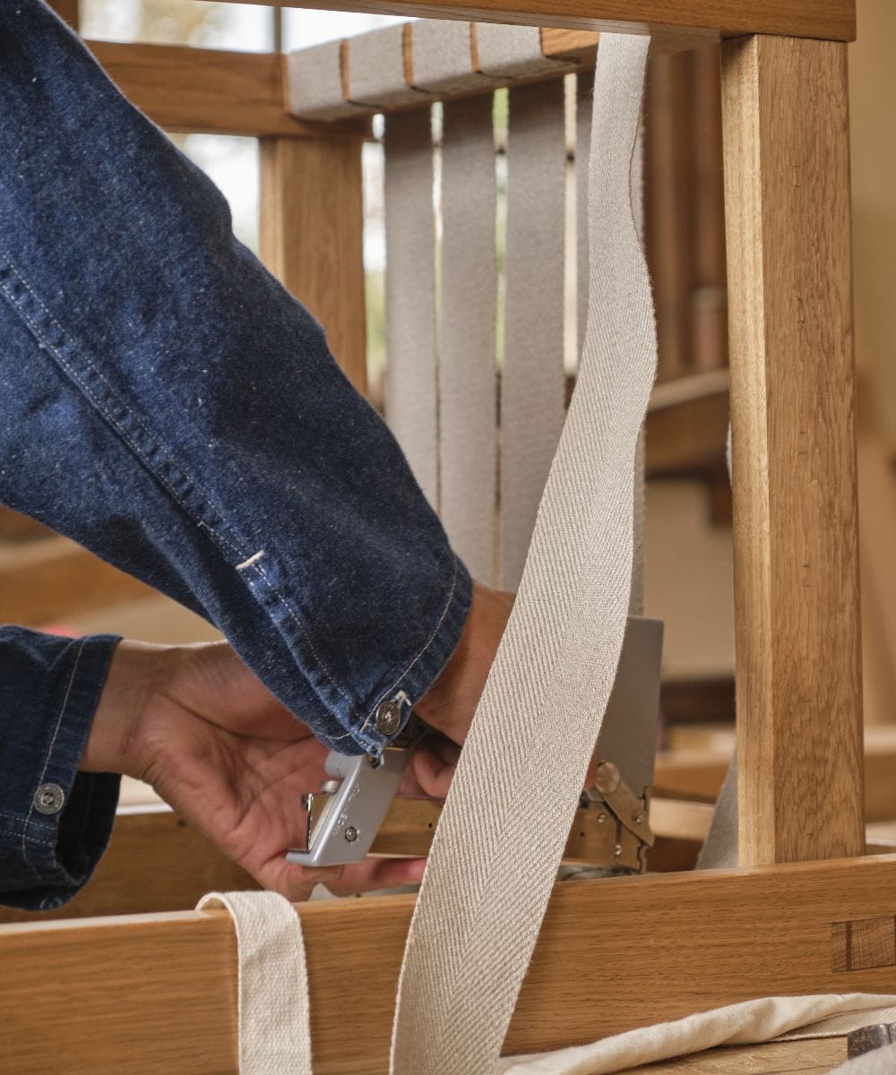 Mentsen – The Exchange tables and chairs